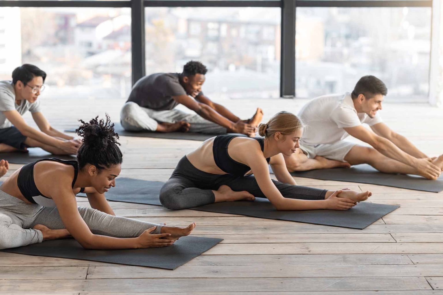 Hot Yoga vs Regular Yoga: What’s Better for Your Fitness Goals?